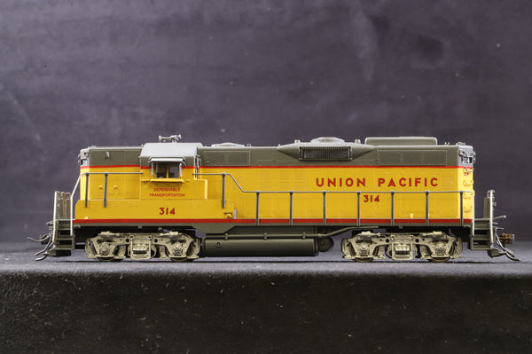 Overland Models HO Brass 5476 UP GP9'A' #300-349 (For Gas Turbine Oper - Clark Railworks