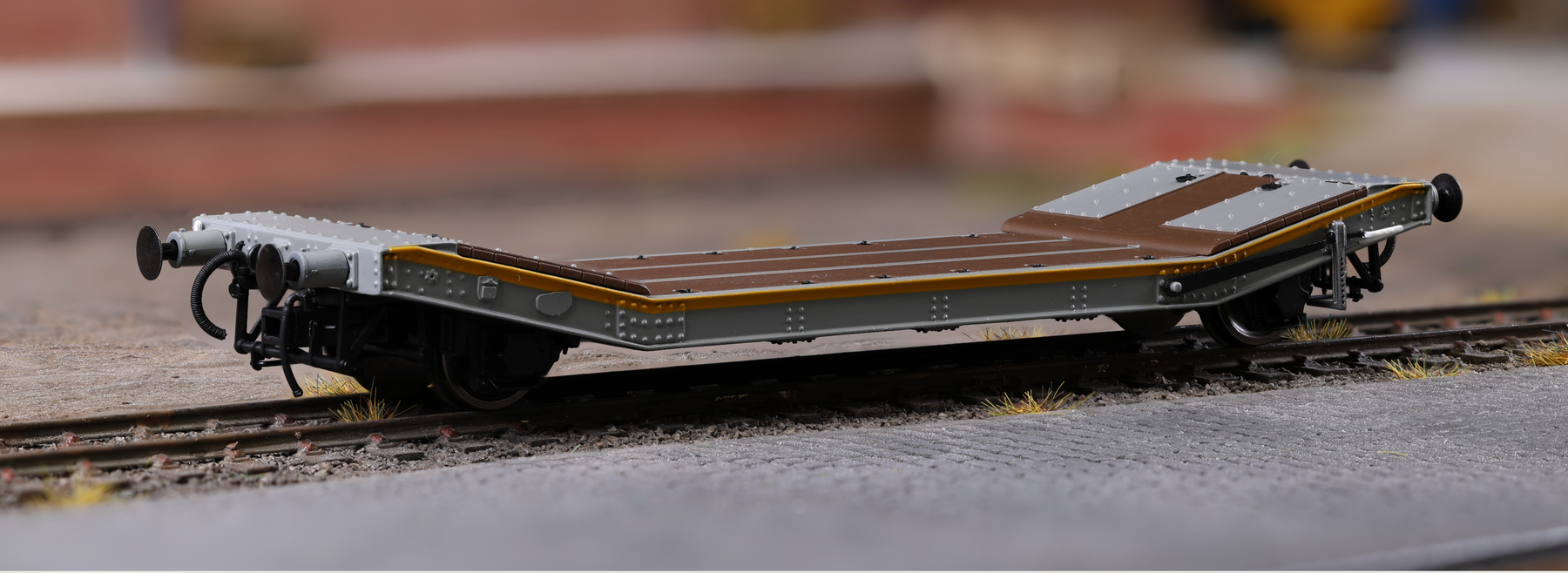 25T Lowmac - Clark Railworks