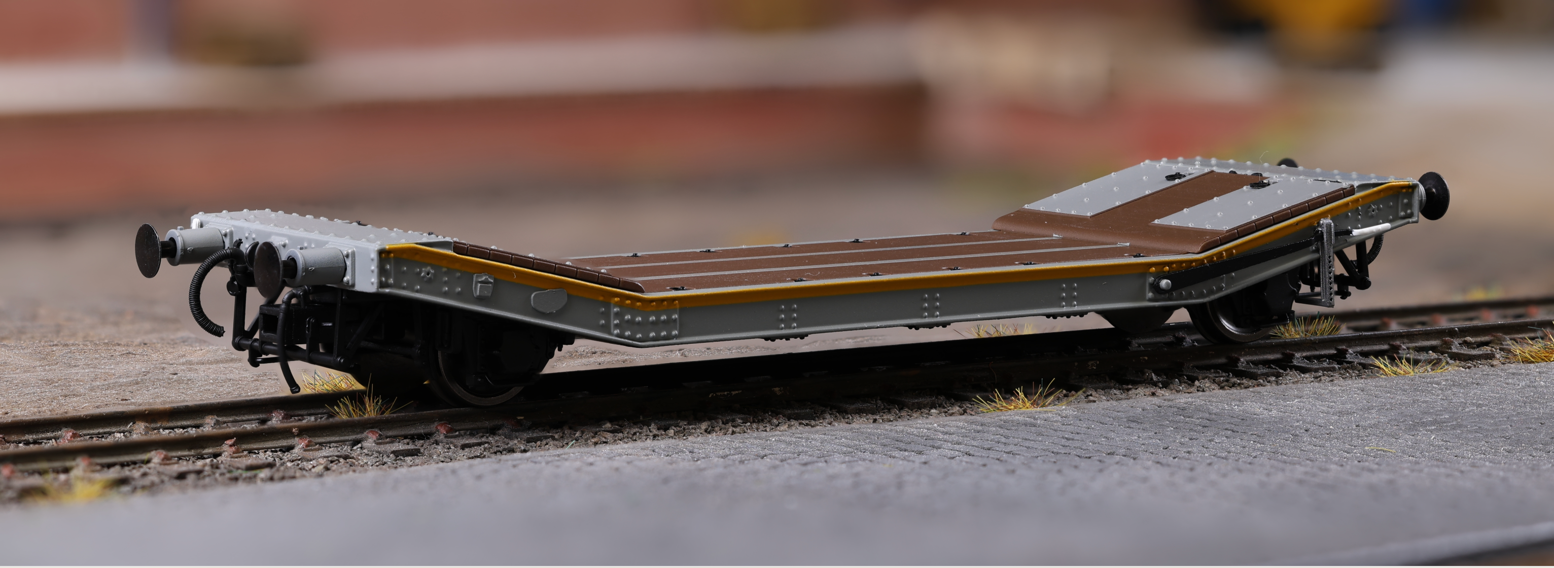 25T Lowmac - Clark Railworks