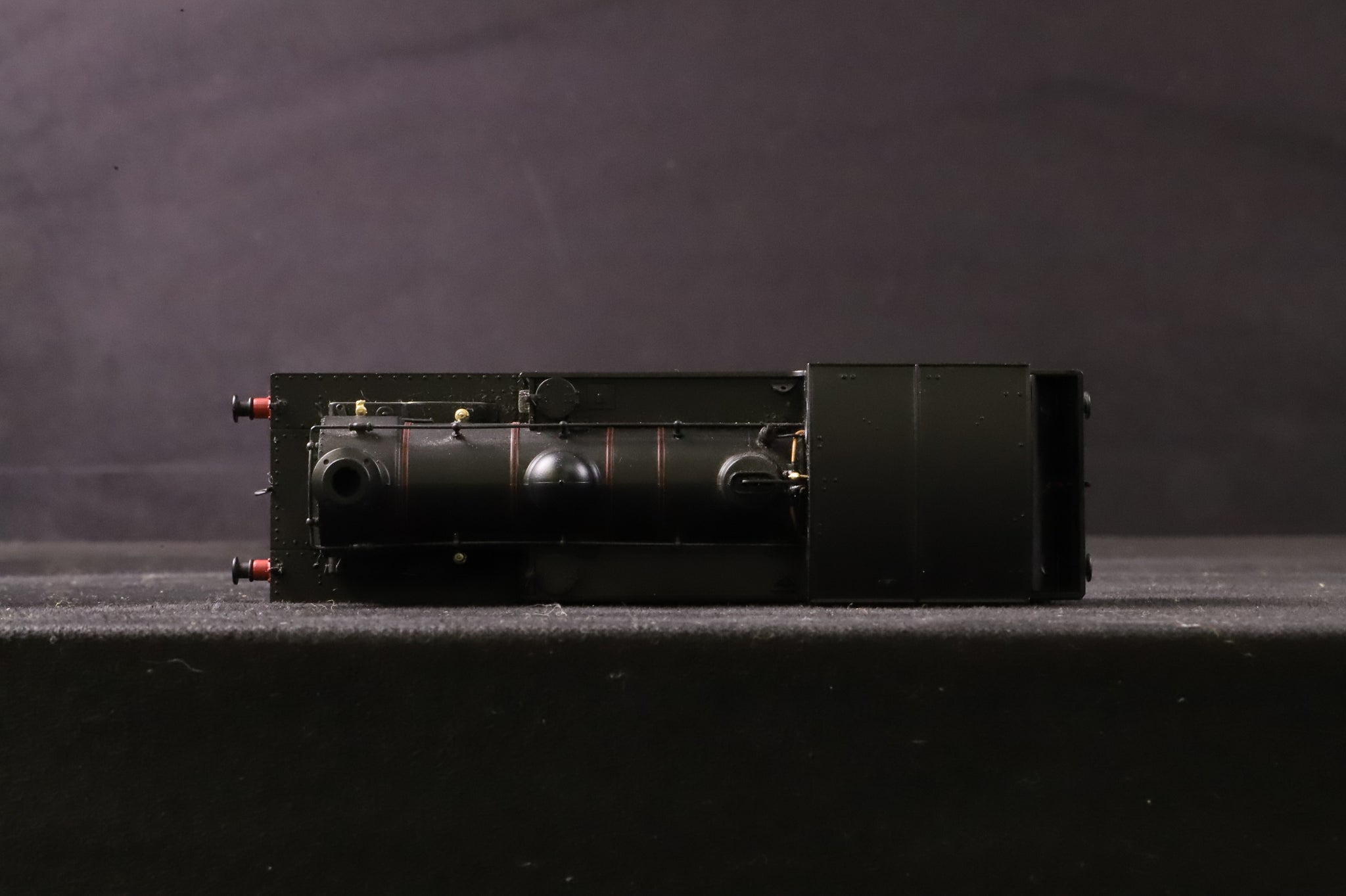 KMRC OO K2106 Adams O2 Tank 30193 in BR Black w/ Early Crests - Clark ...