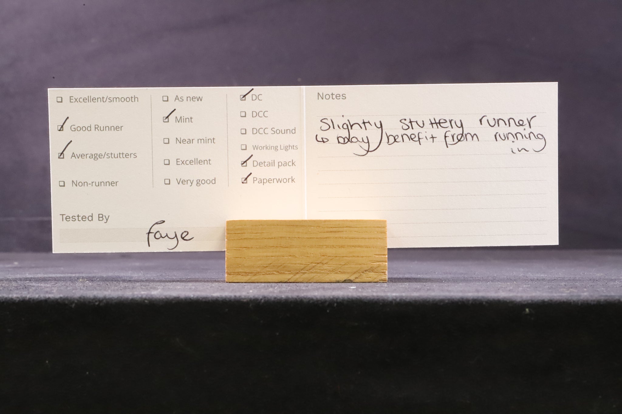 Hornby OO R3011 Class Q1 0-6-0 '33005' BR Black L/C - Clark Railworks