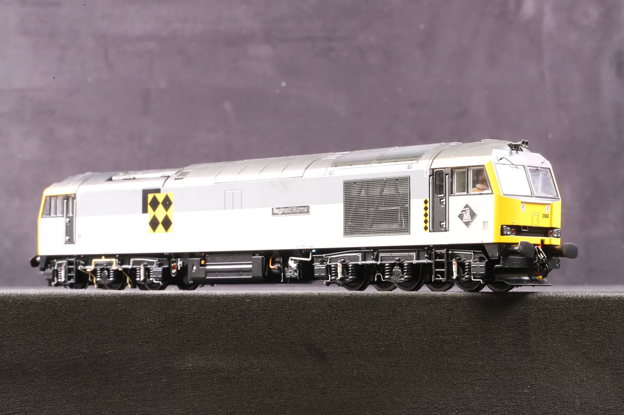 Accurascale OO ACC2903 Class 60 '60092' 'Reginald Munns' TTG Coal Weat ...