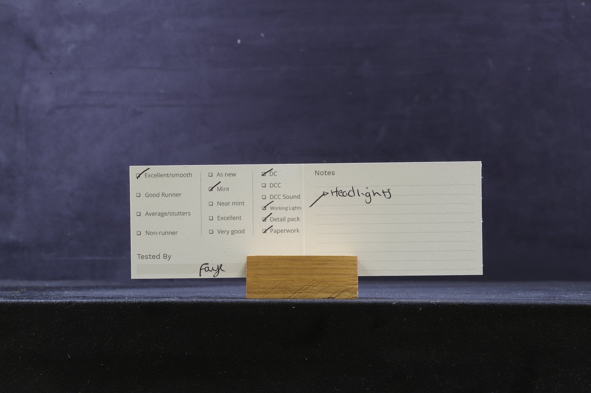 Heljan OO 3439 Class 33 33009 in BR Engineering 'Dutch' - Clark Railworks