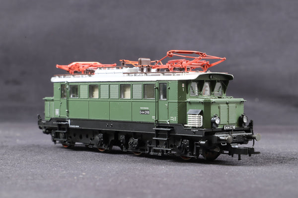 Trix HO DB 'E44 098' - Clark Railworks