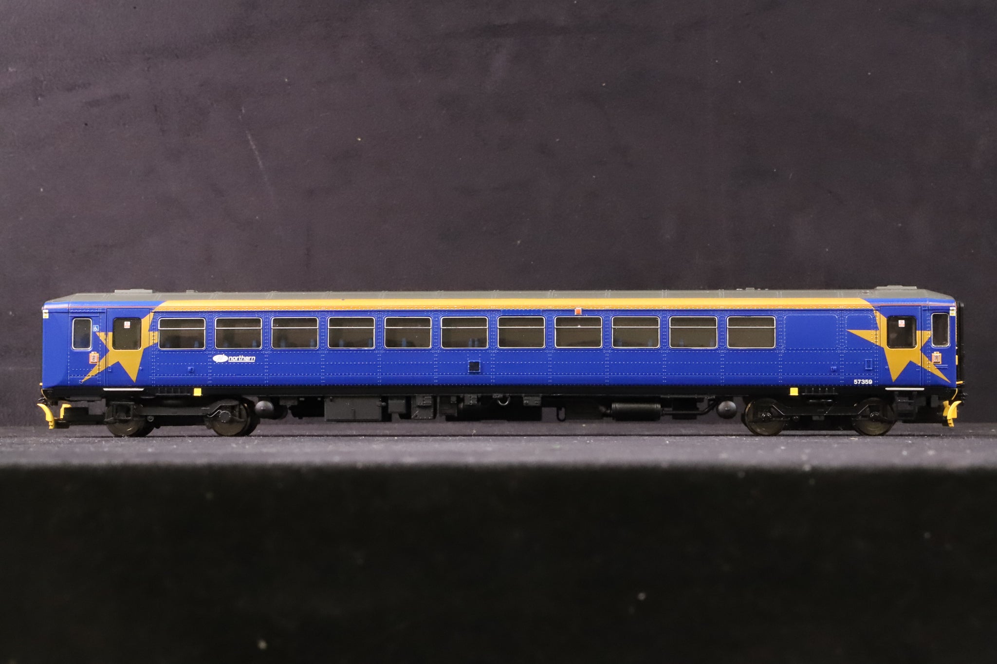Hornby OO Class 153 Single Car DMU '153359' North Western Trains Blue ...