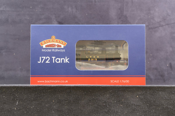 Bachmann OO 31-060 LNER J72 Class '2313' LNER Lined Black - Clark Railworks