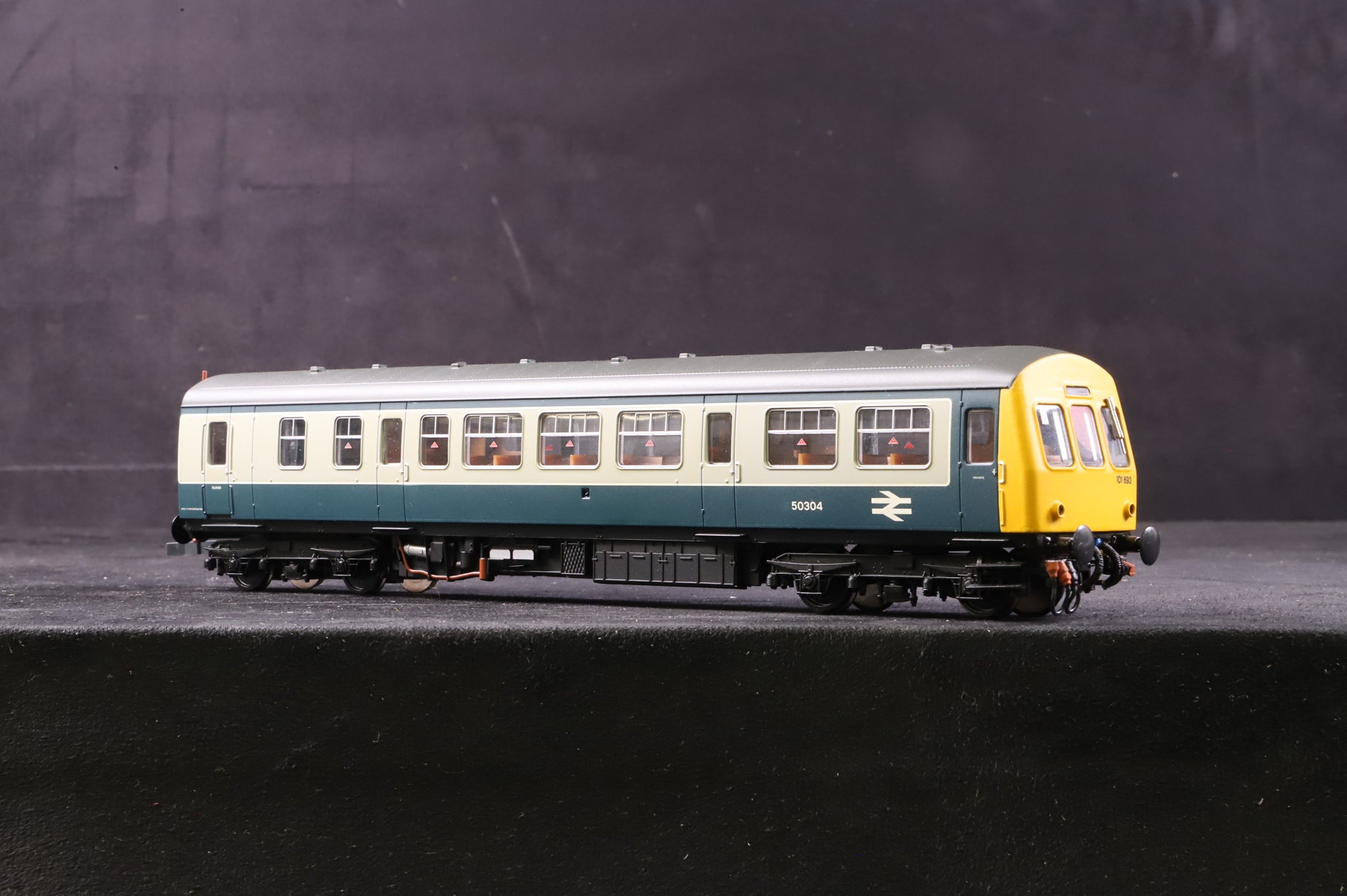 Hornby OO R2698 Class 101 3 Car DMU in BR Blue/Grey - Clark Railworks