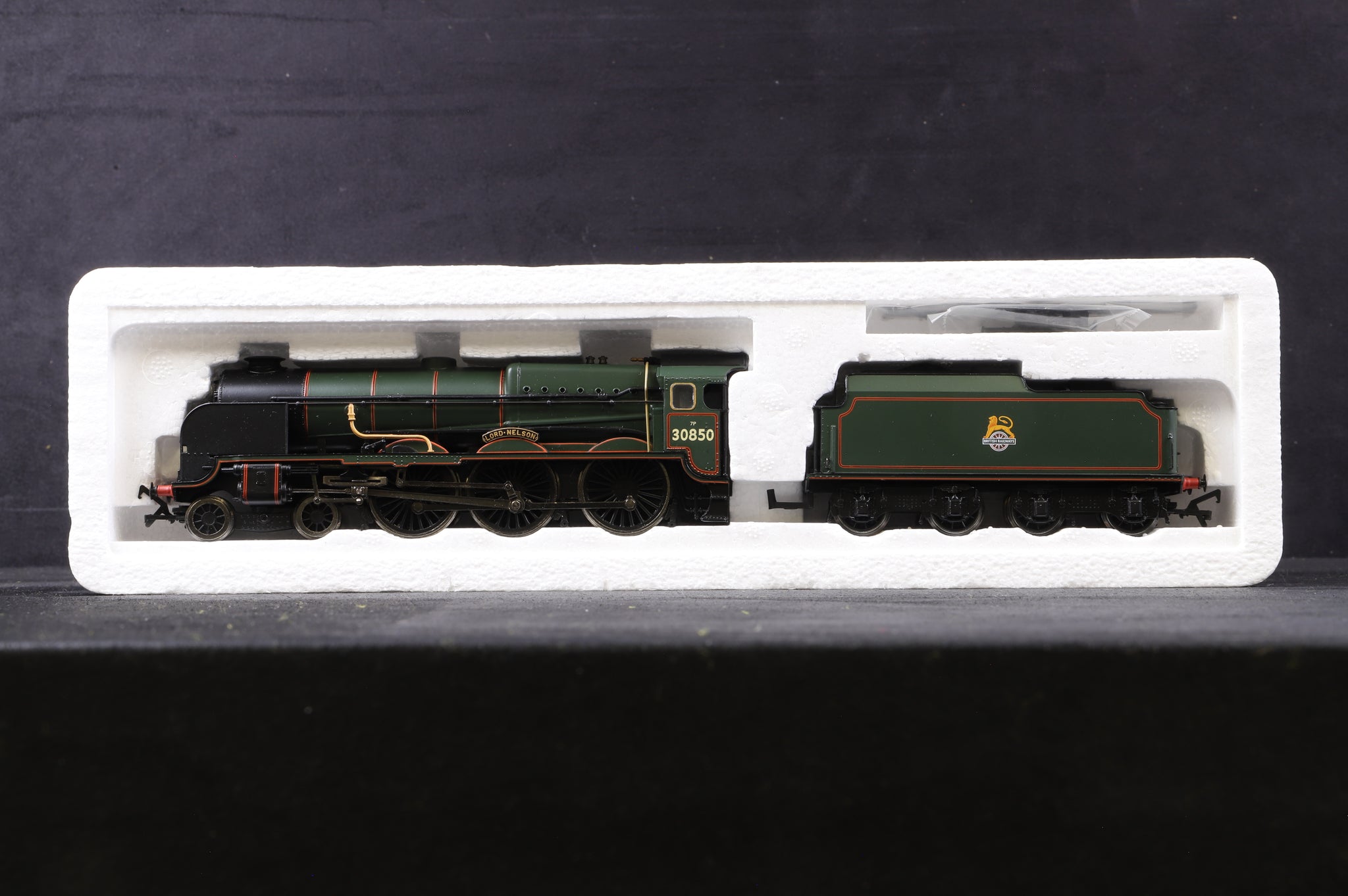 Bachmann OO 31-408 Lord Nelson Class '30850' 'Lord Nelson' BR Green Ea ...