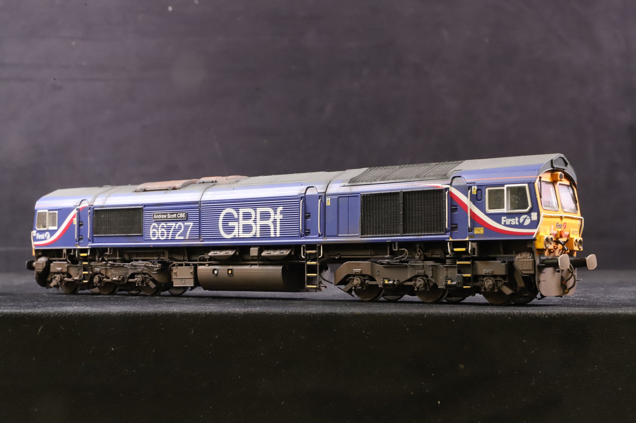 Hattons OO H4-66-024 Class 66 '66727' 'Andrew Scott CBE' GBRf/ First G ...