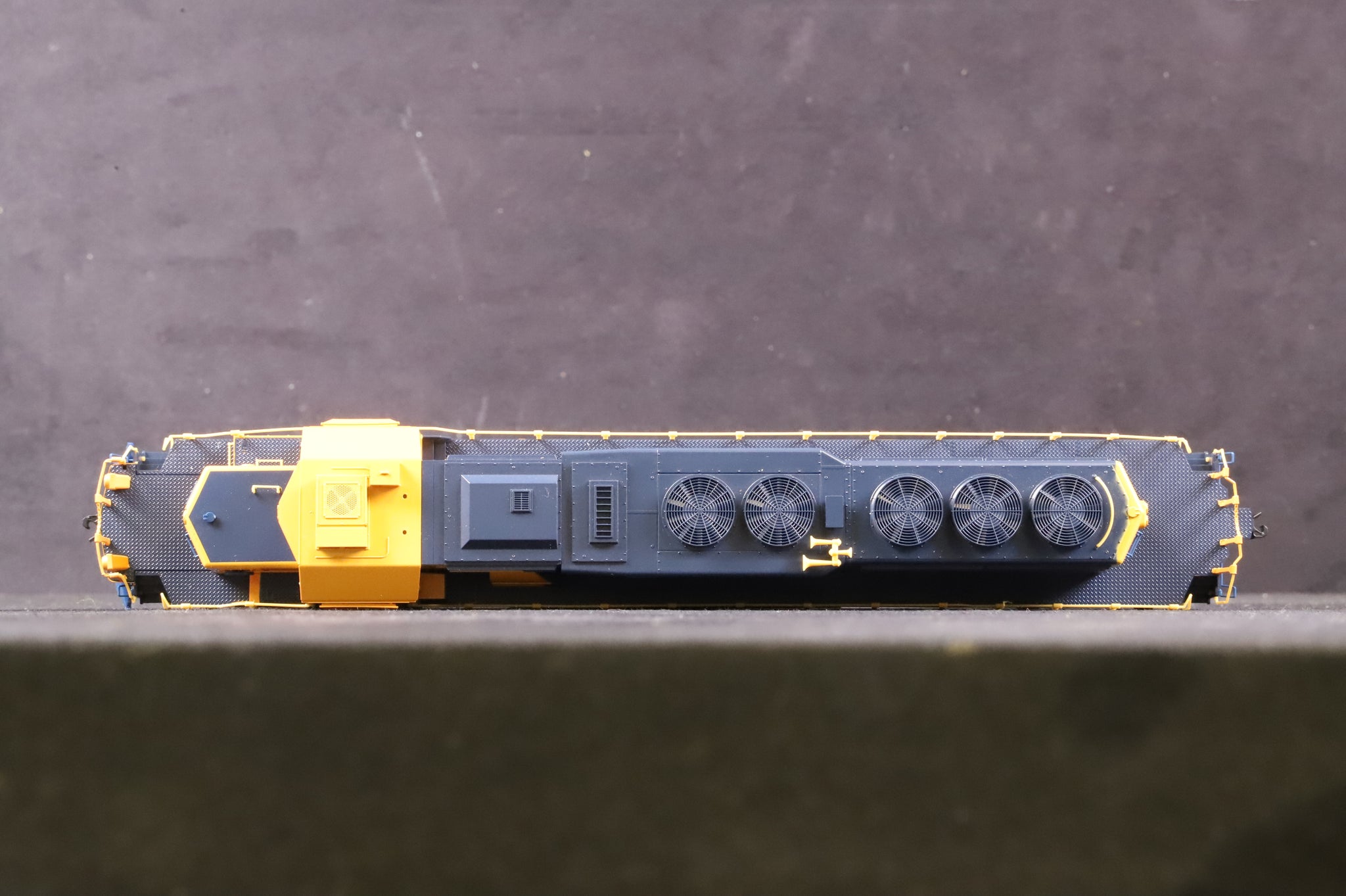 Kato 37-6611A EMD SD40-2 Mid Atchison Topeka & Santa Fe #5092 - Clark ...