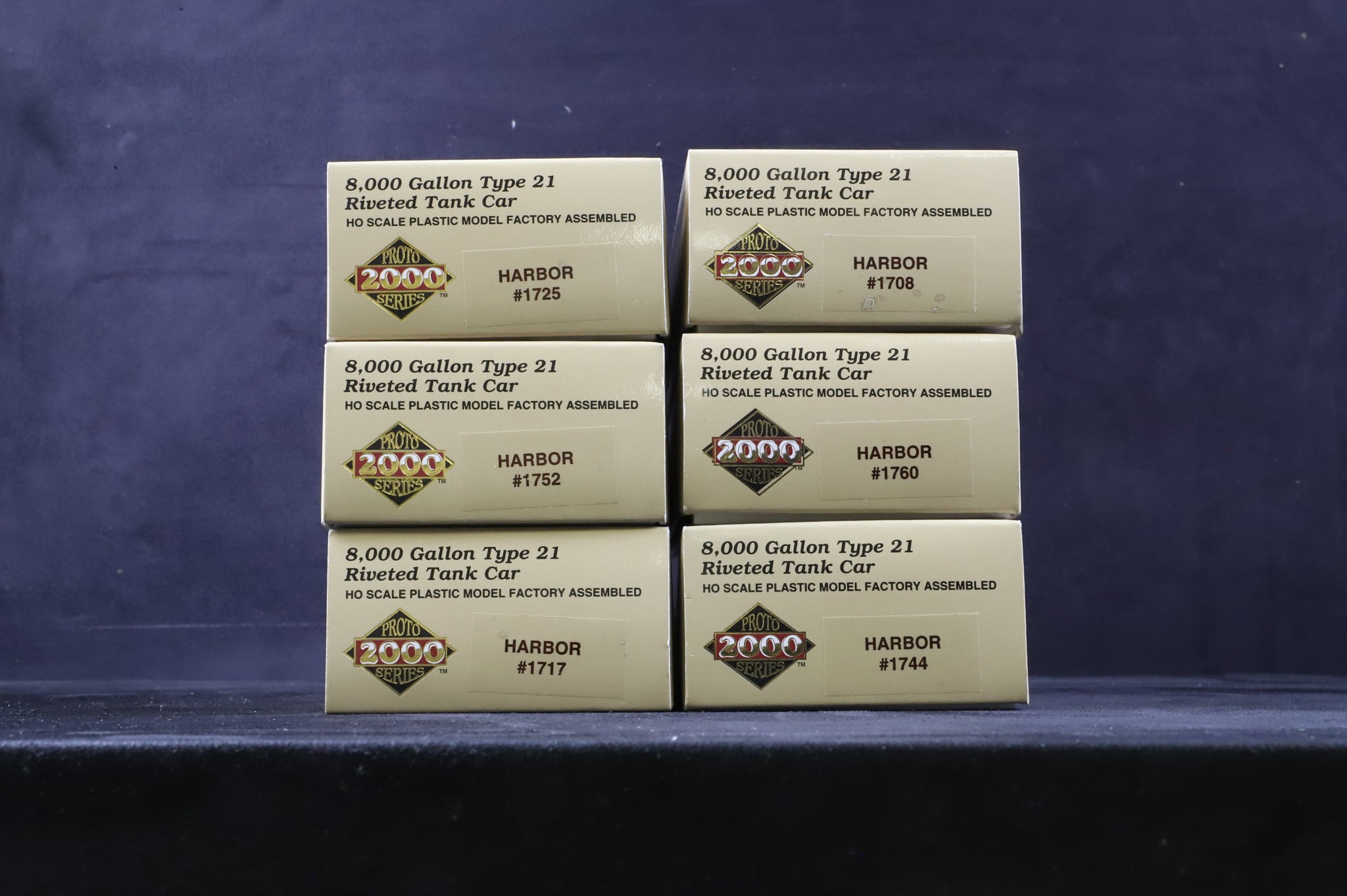 Proto 2000 Rake of 6 8000 Gallon Type 21 Riveted Tank Cars 'Harbor Tan ...