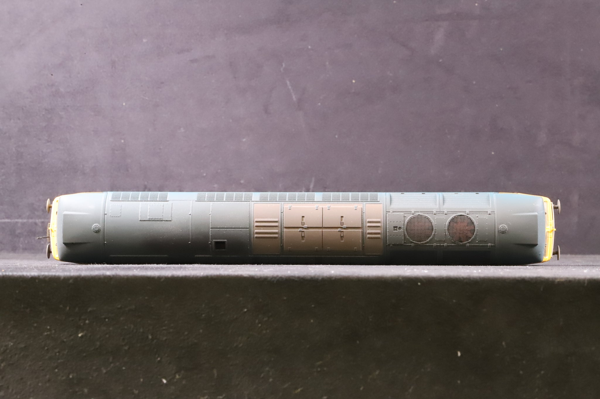 Bachmann OO 31-655TL Class 47 47625 'City of Truro' in BR Blue - Weath ...