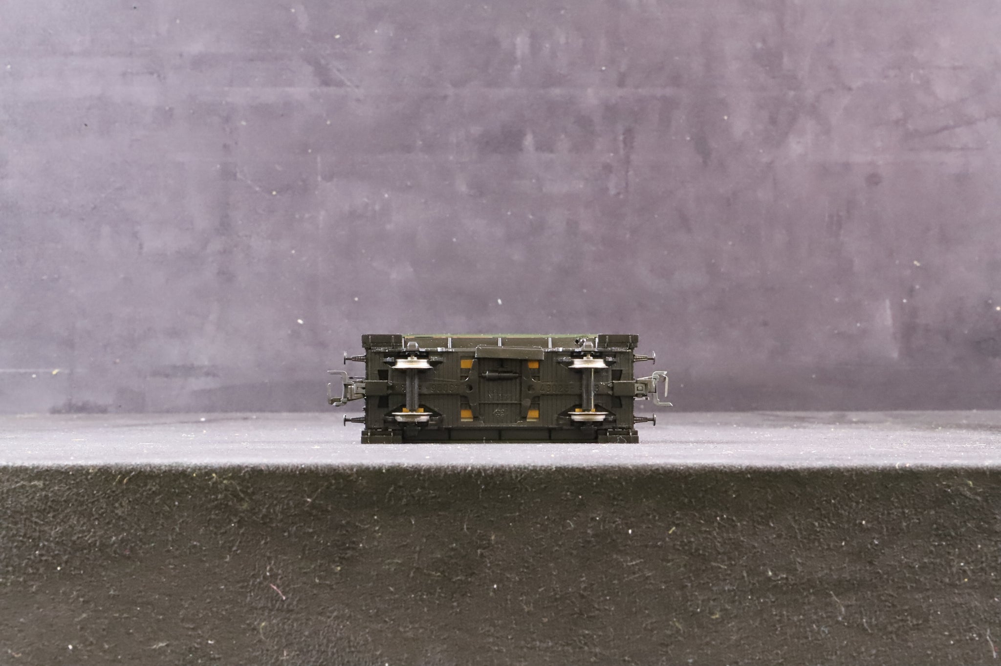 Roco HO 44014 Kbay Passenger Car Set - Clark Railworks