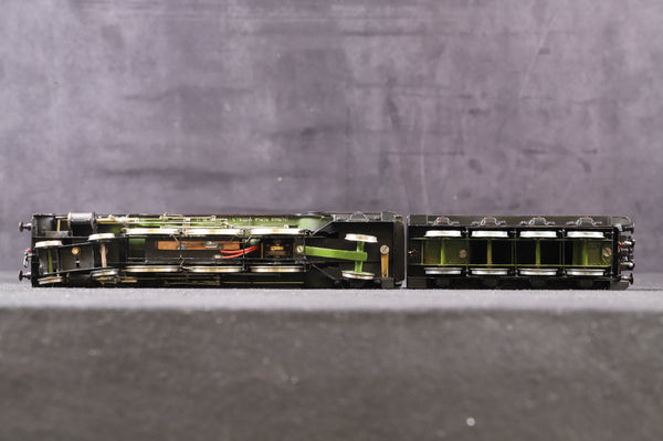 Lawrence Scale Models OO Class A1 'Victor Wild' '4474' LNER Apple Gree ...